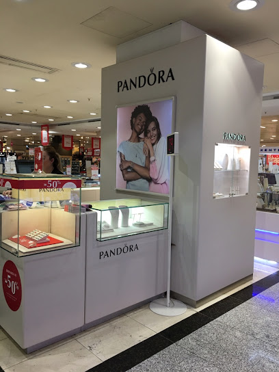 Pandora - Sevilla Este